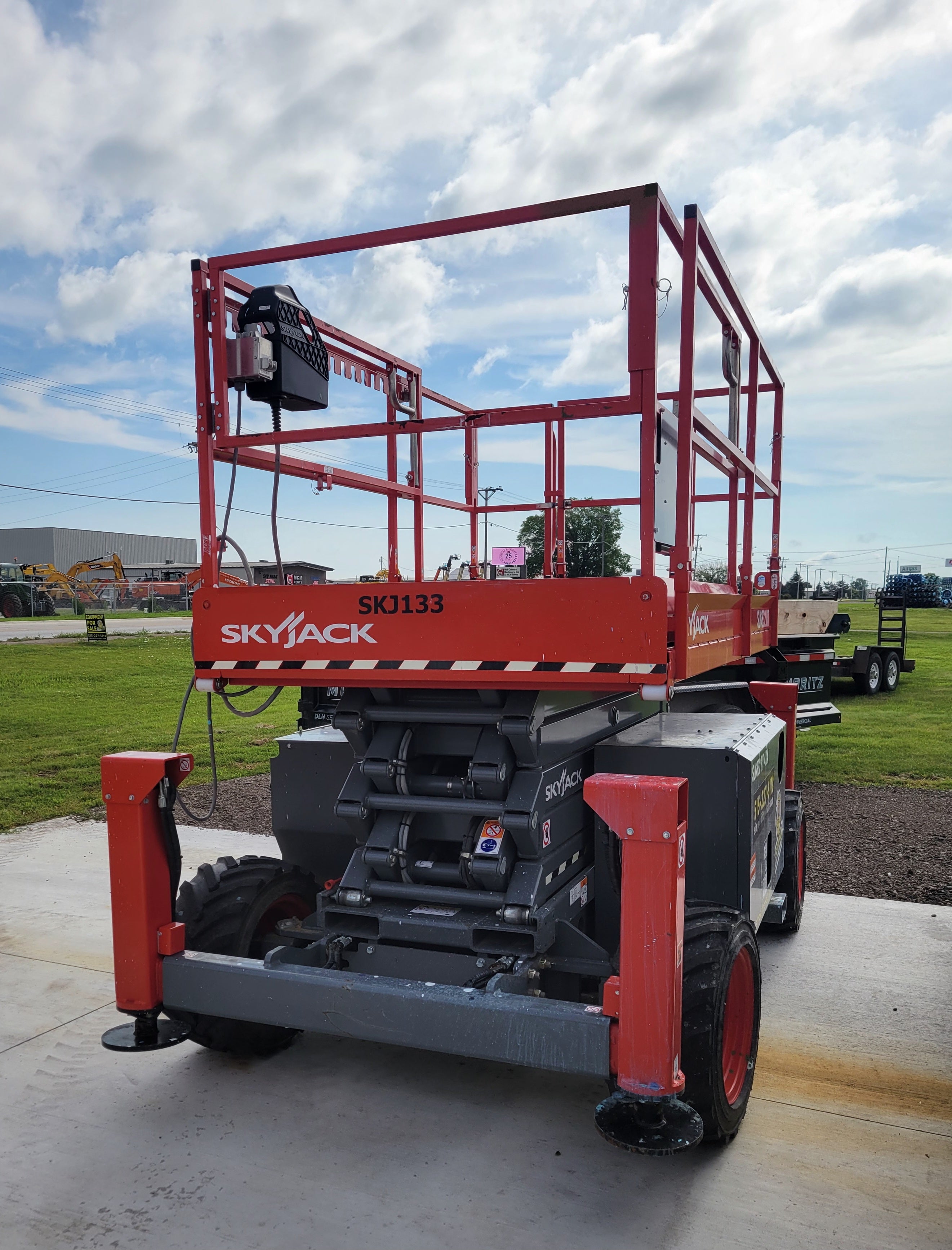 SKIDLOADER – Simple Lift Rentals & Sales